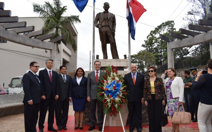 En el 205 aniversario de su natalicio, la embajada dominicana en ...