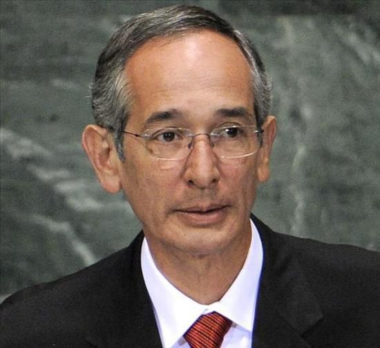 Detienen a Álvaro Colom, expresidente de Guatemala