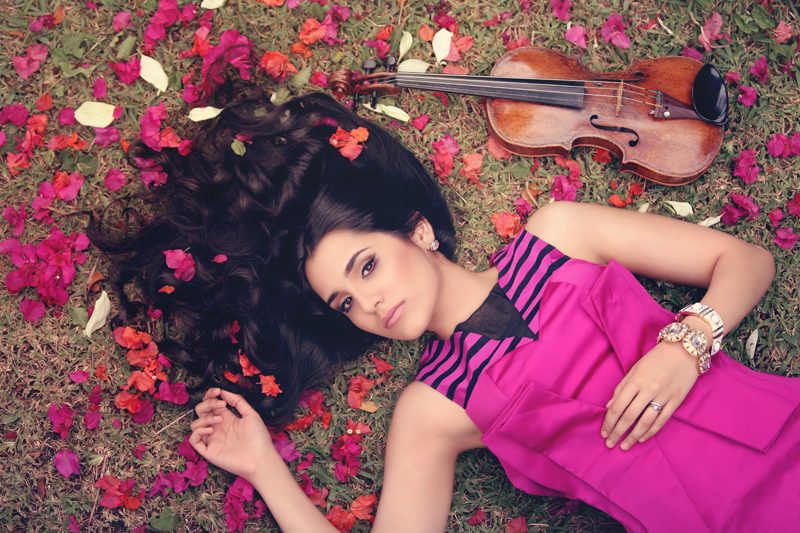 Proceso.com.do : Violinista Aisha Syed inicia conciertos en el Carnegie ...