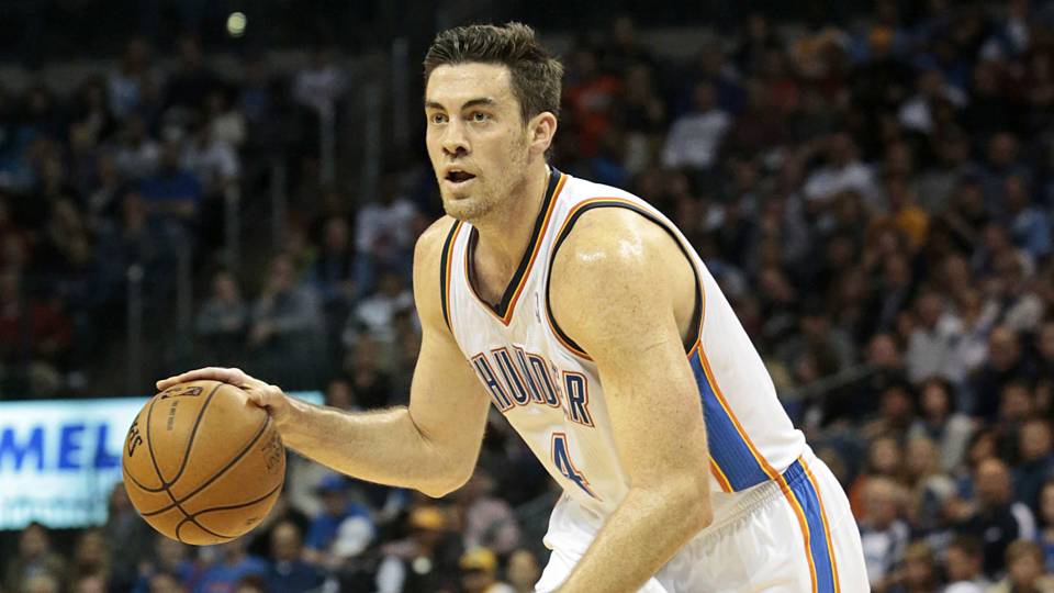 El conjunto de Oklahoma City Thunder retirará el número de Nick Collinson