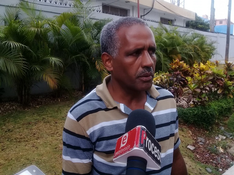 Familiares de "Cambumbito" se quejan de tardanza para entregarles el cuerpo