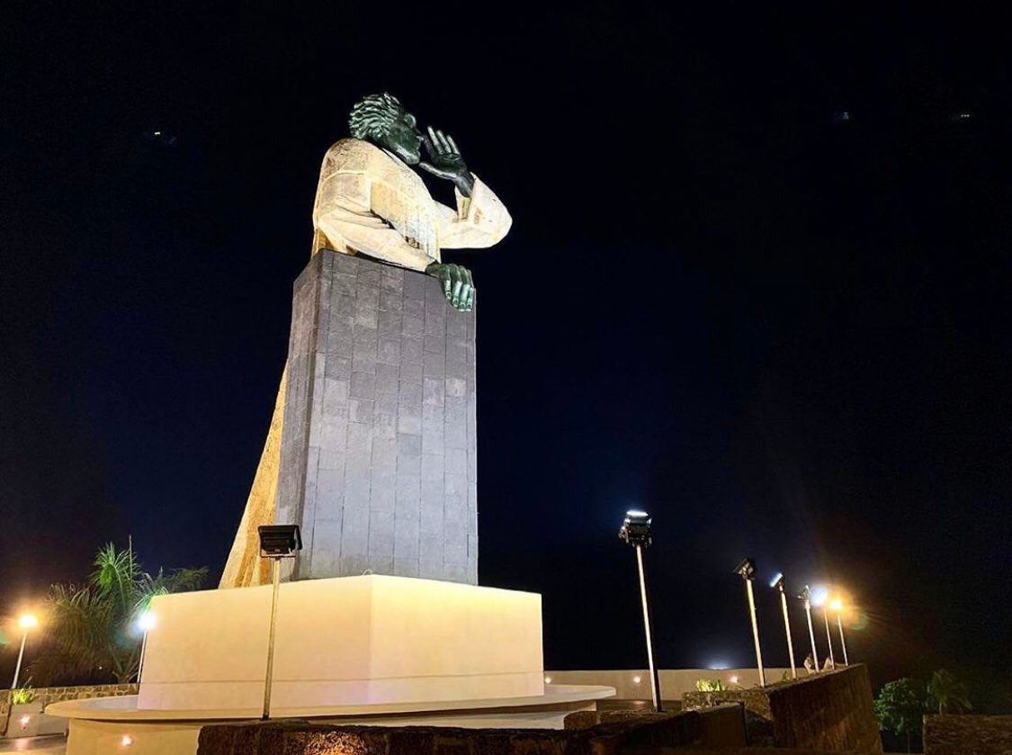 Cabildo DN reinaugura monumento a Fray Antón de Montesinos en el Malecón