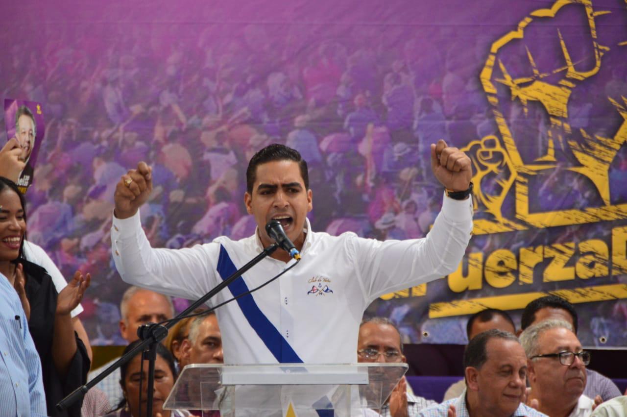 Alcalde Villa Tapia considera Leonel es mejor opción de gobierno para ...