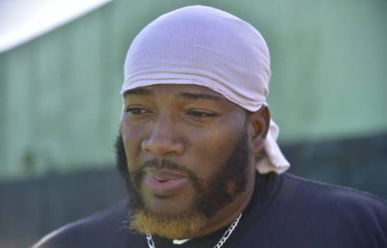 El relevista dominicano José Rafael Díaz "El Jumbo" viajó ayer a México ...