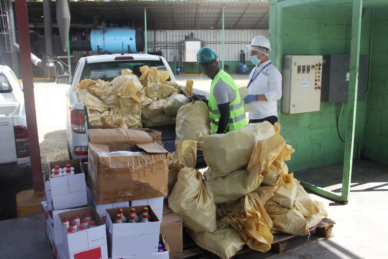 Pro Consumidor destruye productos químicos utilizados para la ...