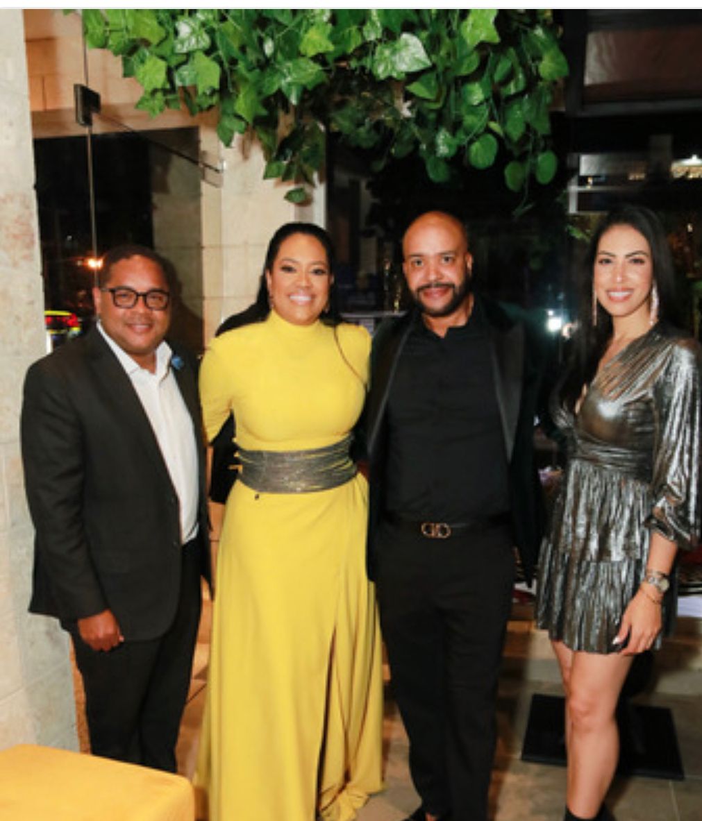 Inauguran restaurante “Piso 84 Tapas Rooftop Bar”