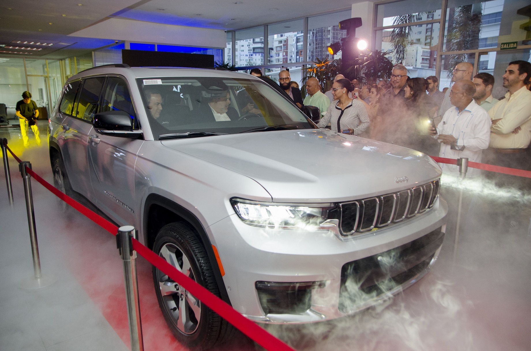 Reid & Compañía S.A. presenta el Nuevo Jeep Grand Cherokee L