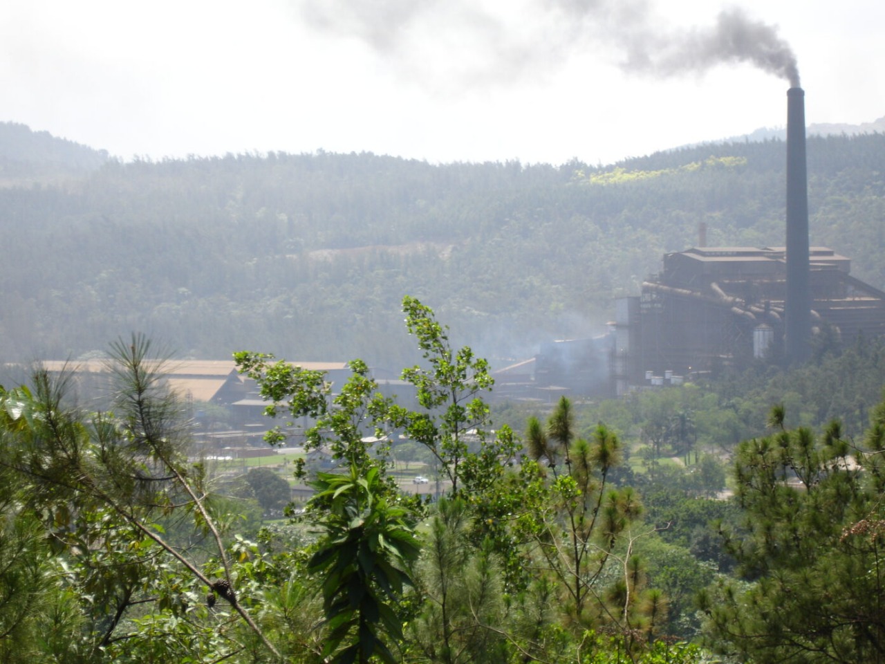 Falconbridge fabricará en RD baterías para autos eléctricos