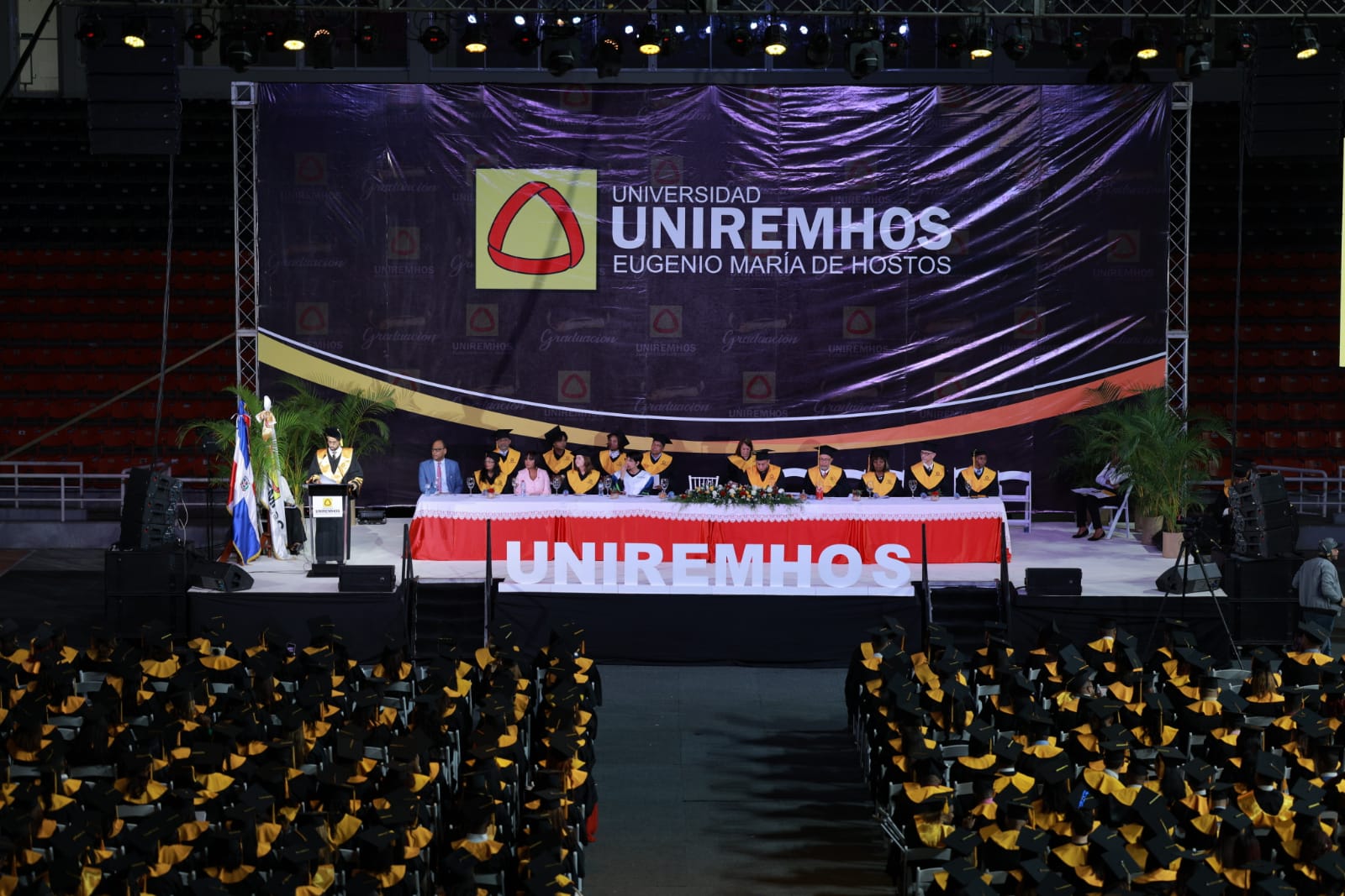 Proceso.com.do : UNIREMHOS gradúa 455 nuevos profesionales