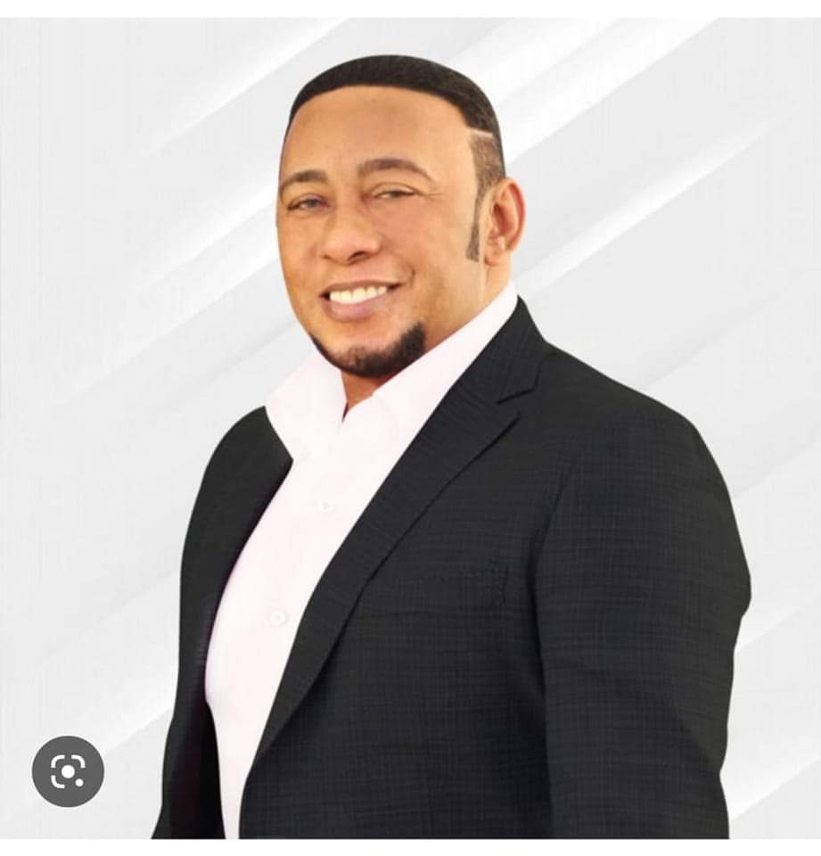 Bachatero Anthony Santos con demanda millonaria