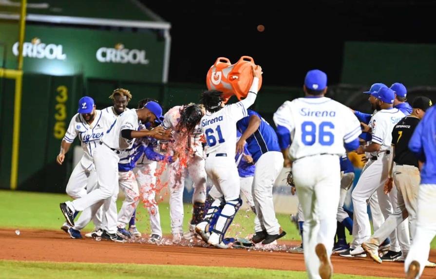 En la pelota invernal: Licey termina serie regular como líder; round ...