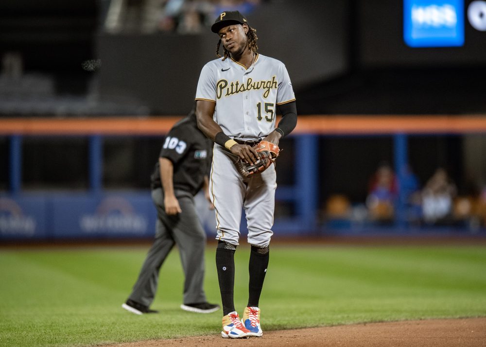 El dominicano Oneil Cruz sufrió una leve lesión y está fuera de acción con los Piratas