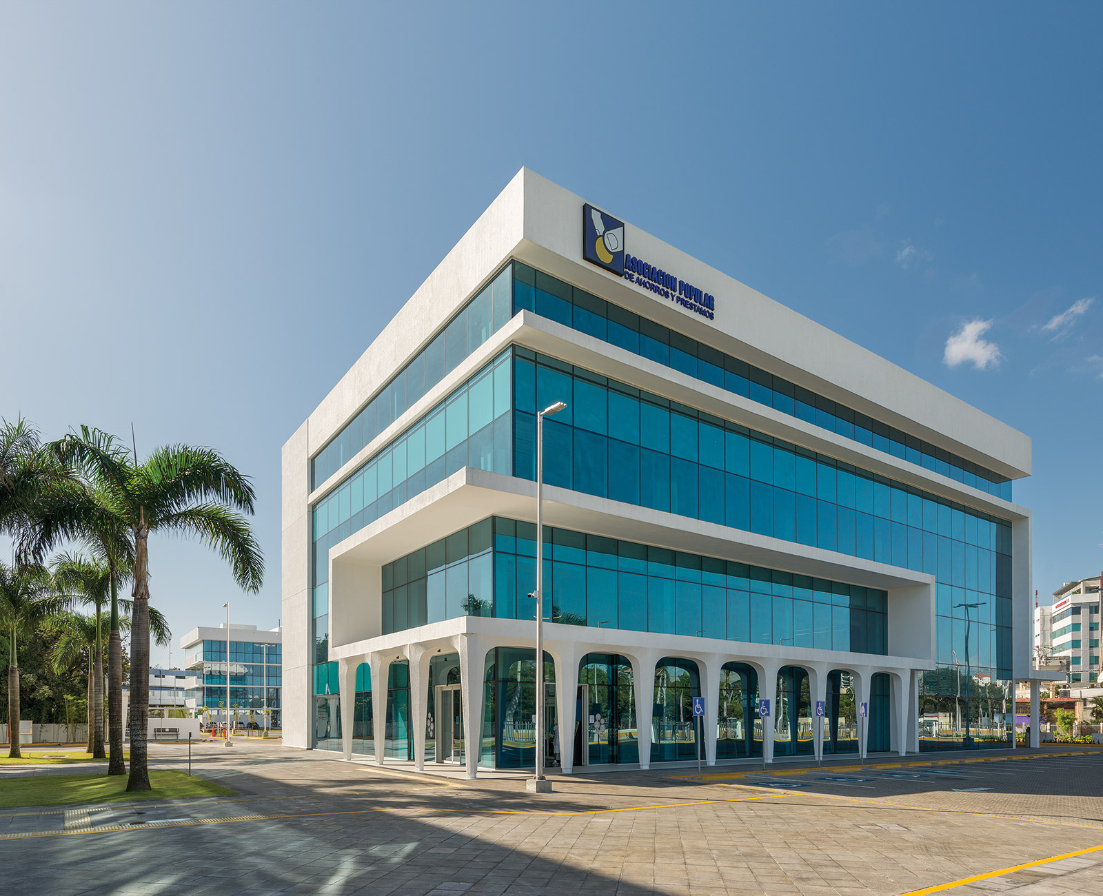 Proceso.com.do : APAP ocupa 2do Mejor Lugar para Trabajar en RD y el Caribe