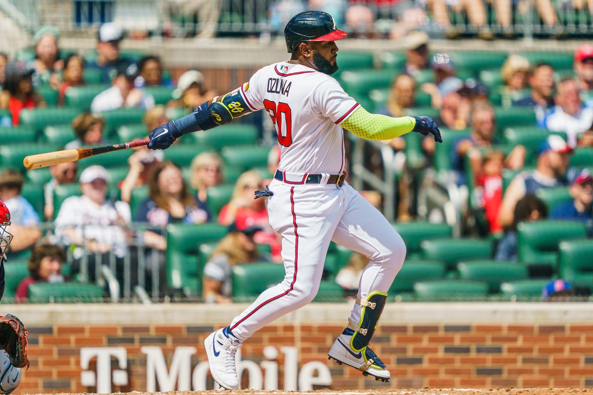 Marcell Ozuna conectó un jonrón para conducir a los Bravos de Atlanta a ...