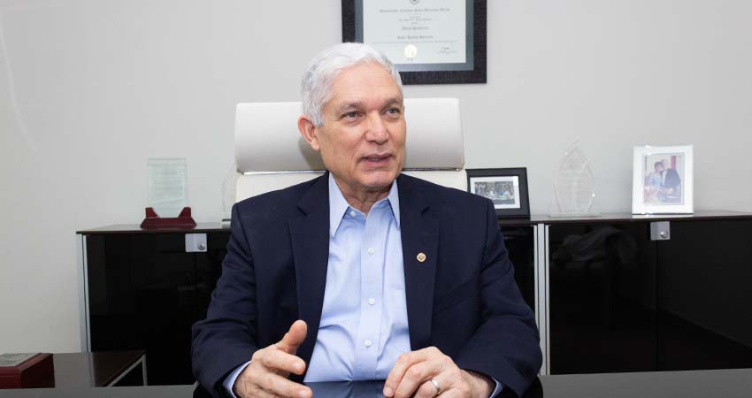 El dominicano Juan Francisco Puello Herrera fue reelecto como ...