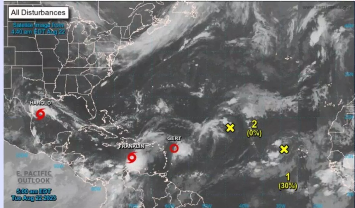 Tormenta tropical Franklin se localiza a 400 kilómetros al sur de Santo ...