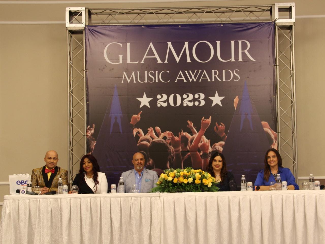 Proceso.com.do : Premios Glamour Music Awards apuesta a la innovación ...