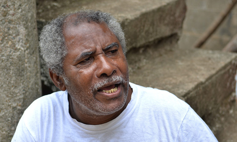 En medio de la pobreza y la soledad fallece periodista Modesto Rodríguez