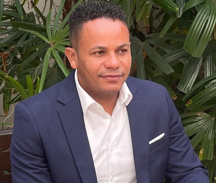 Compay...la política! Alcalde de Los Botados atribuye renuncia vice ...