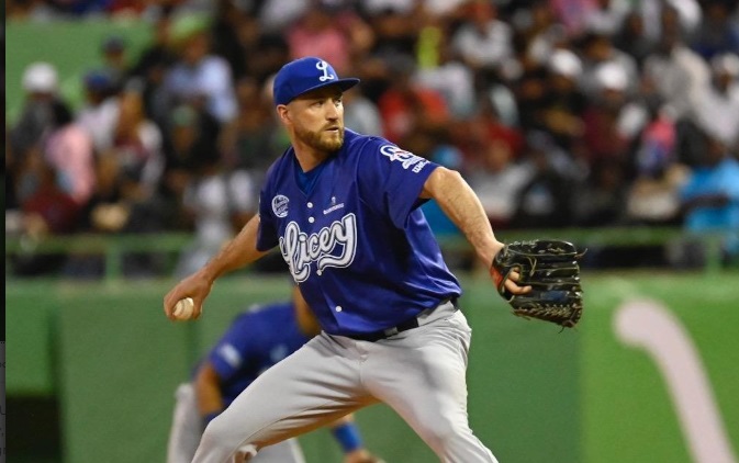 Brooks Hall se integra al Licey, que anuncia también al zurdo Zach ...