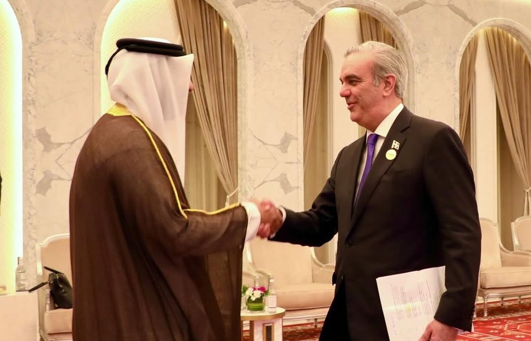 Super7FM :: Presidente Luis Abinader se reúne con CEO de IRTH Capital, Fondo Privado de ...