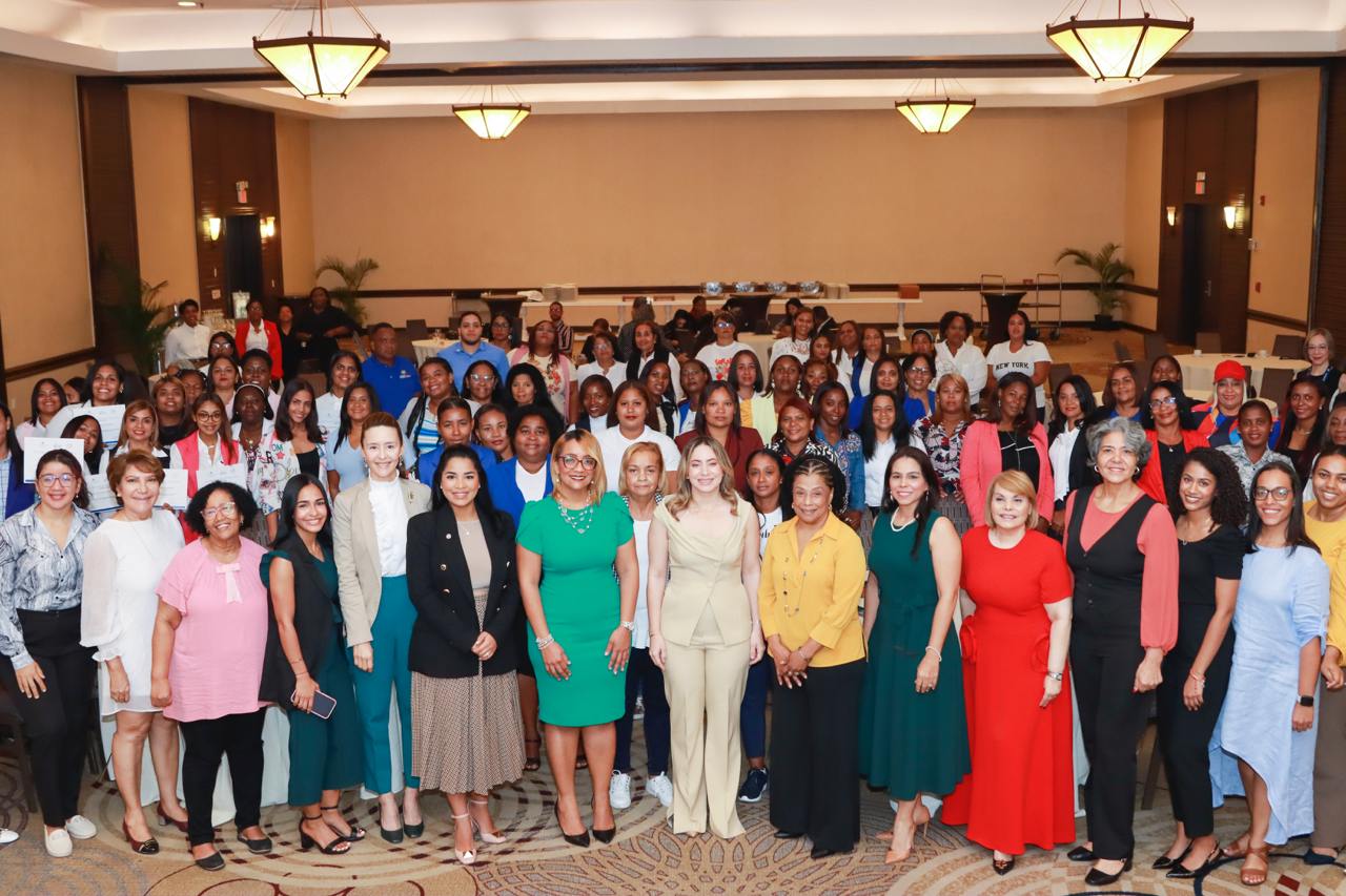 En 2024 Supérate destaca las SuperEmprendedoras que devolvieron ...