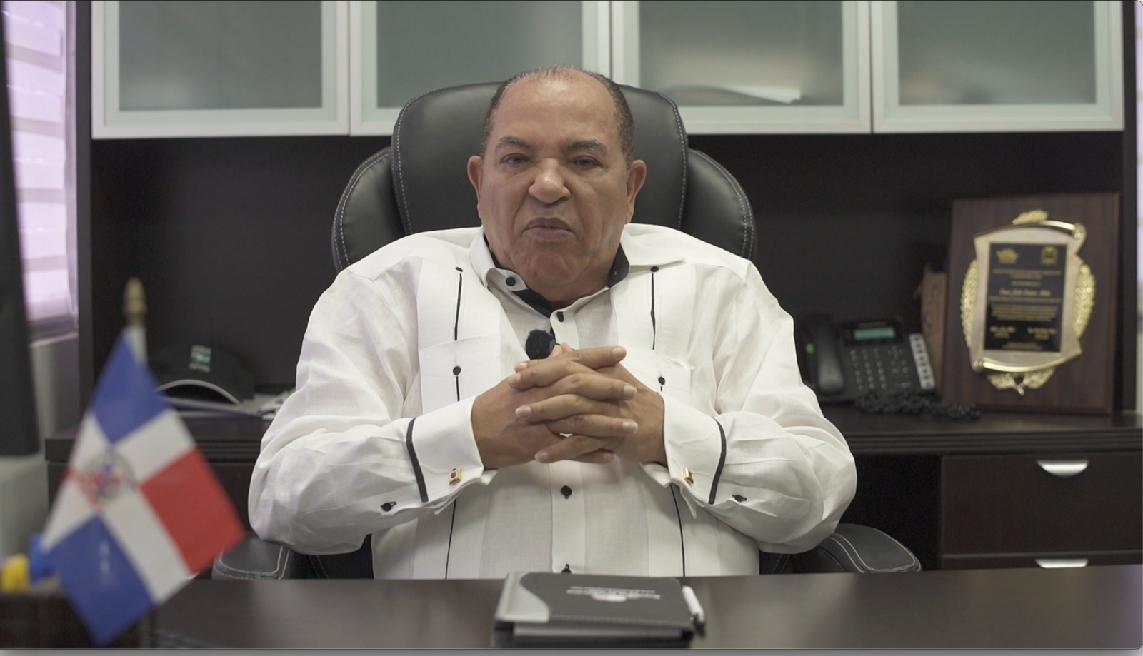 Dominicanos en Puerto Rico están como el coronel que no tiene quién le ...