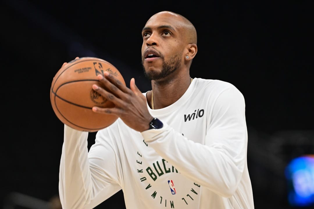 Kris Middleton será relegado al banquillo de los Bucks de Milwaukee