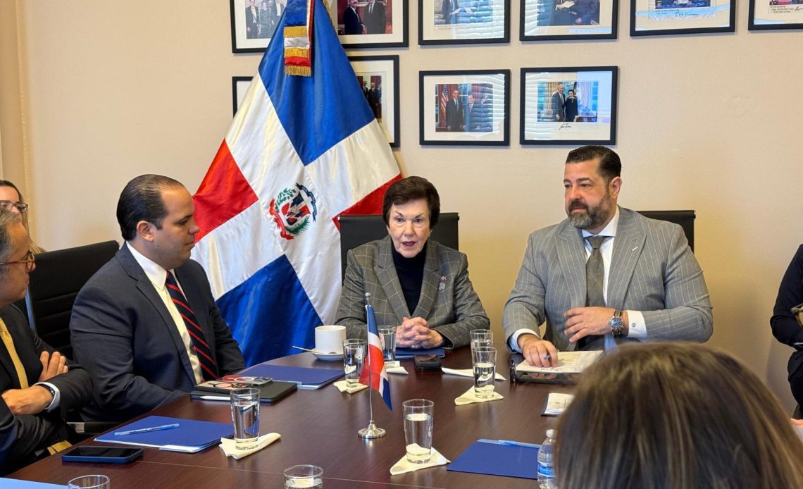 RD insumos médicos a EEUU, informa embajadora Sonia Guzmán