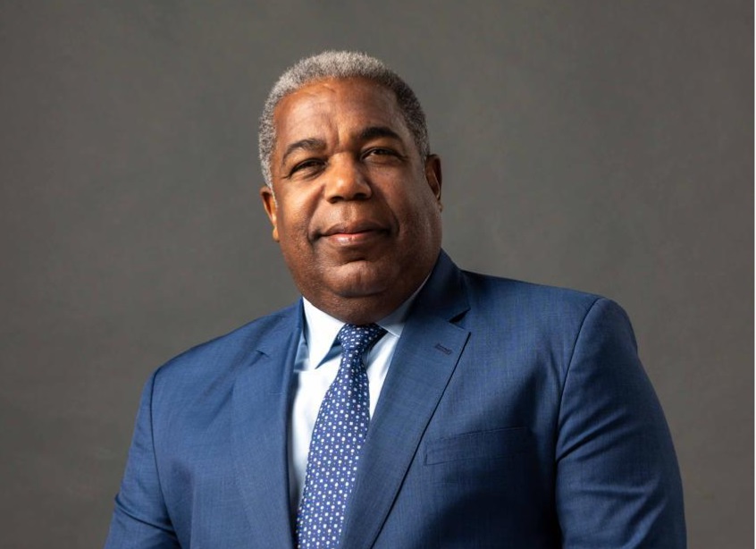 "Es tiempo de una nueva política que entienda las necesidades reales ...